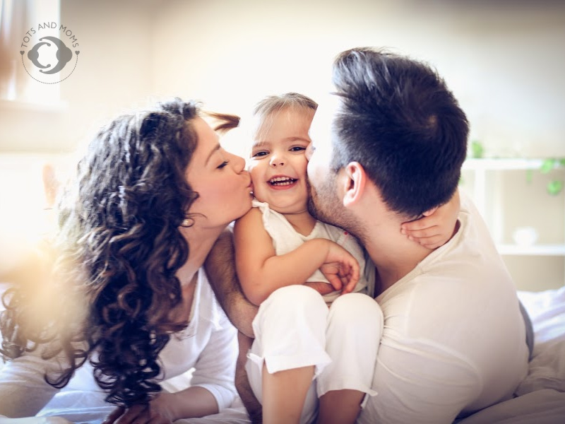 Benefits of Kissing and Cuddling your baby